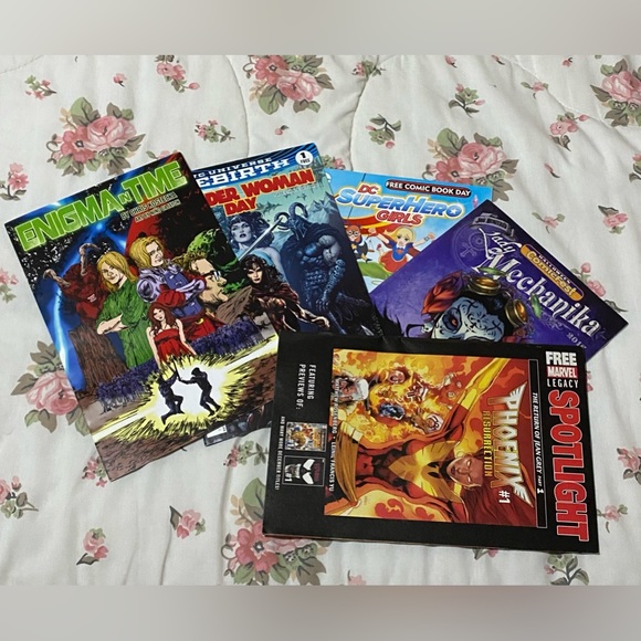 DC Comics | Other | 5 Short Comic Bundle | Poshmark